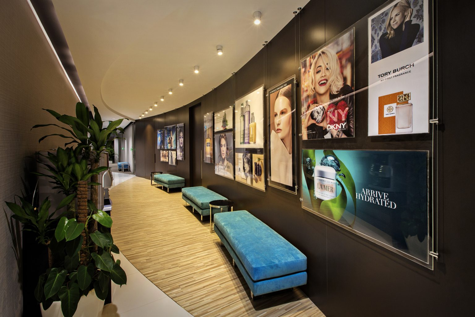 Estee Lauder - AI Associates