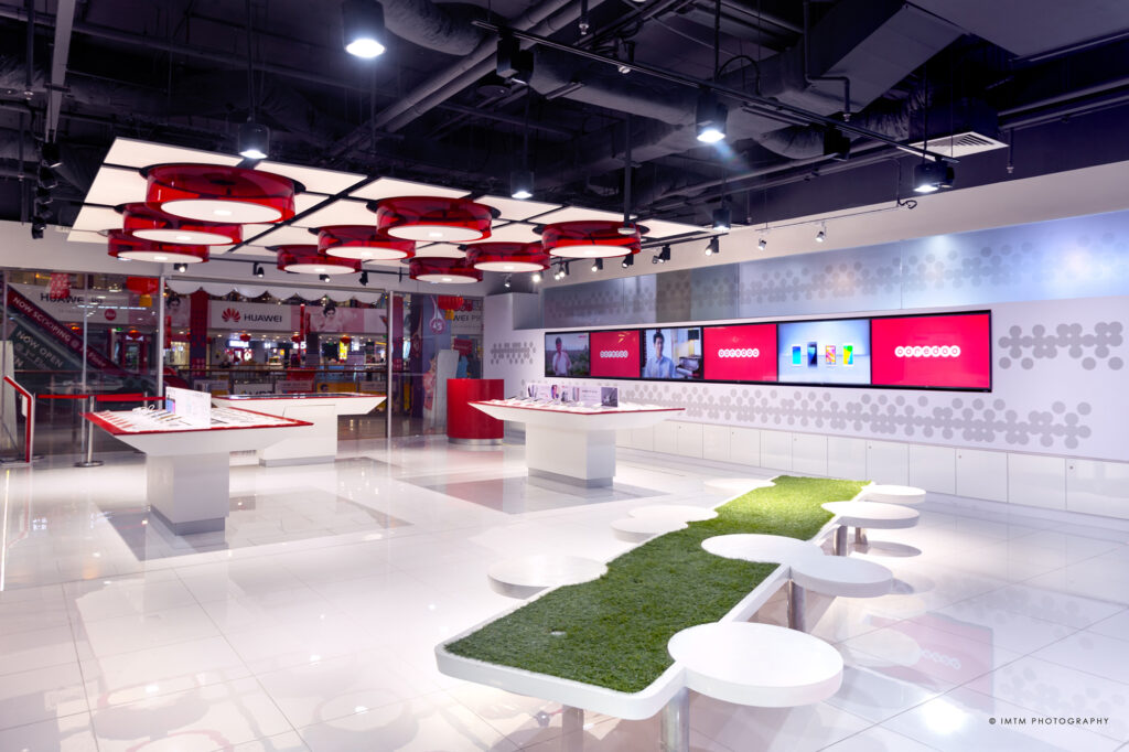 Ooredoo Flagship Store - AI Associates