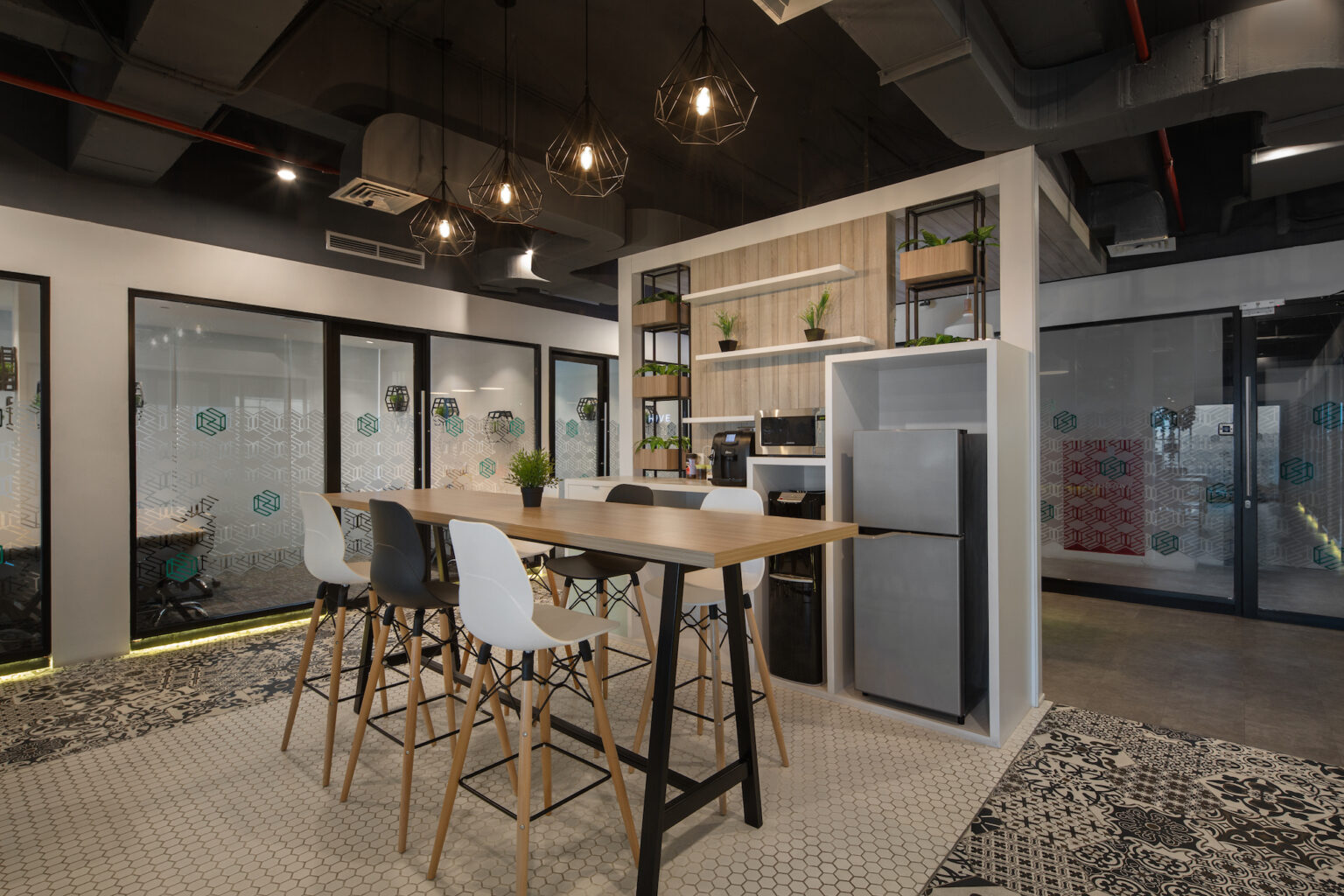 Cohive - AI Associates