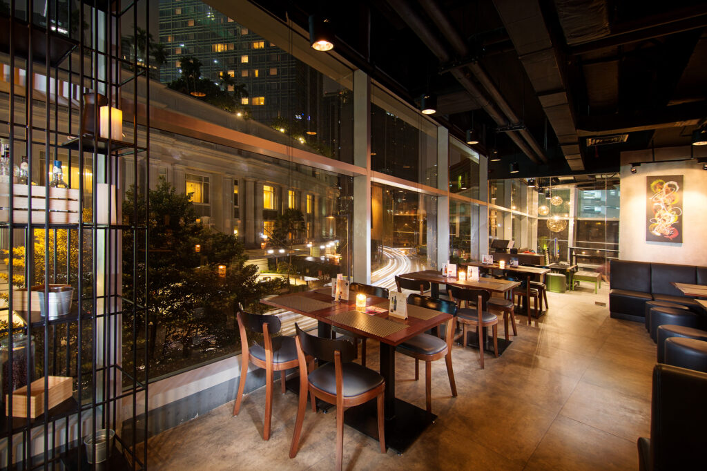 Flow Restaurant - AI Associates